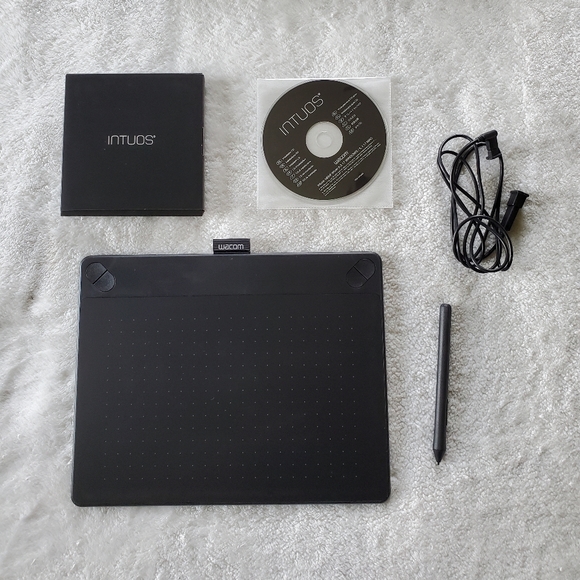 Wacom | Tablets & Accessories | Wacom Intuos Tablet | Poshmark